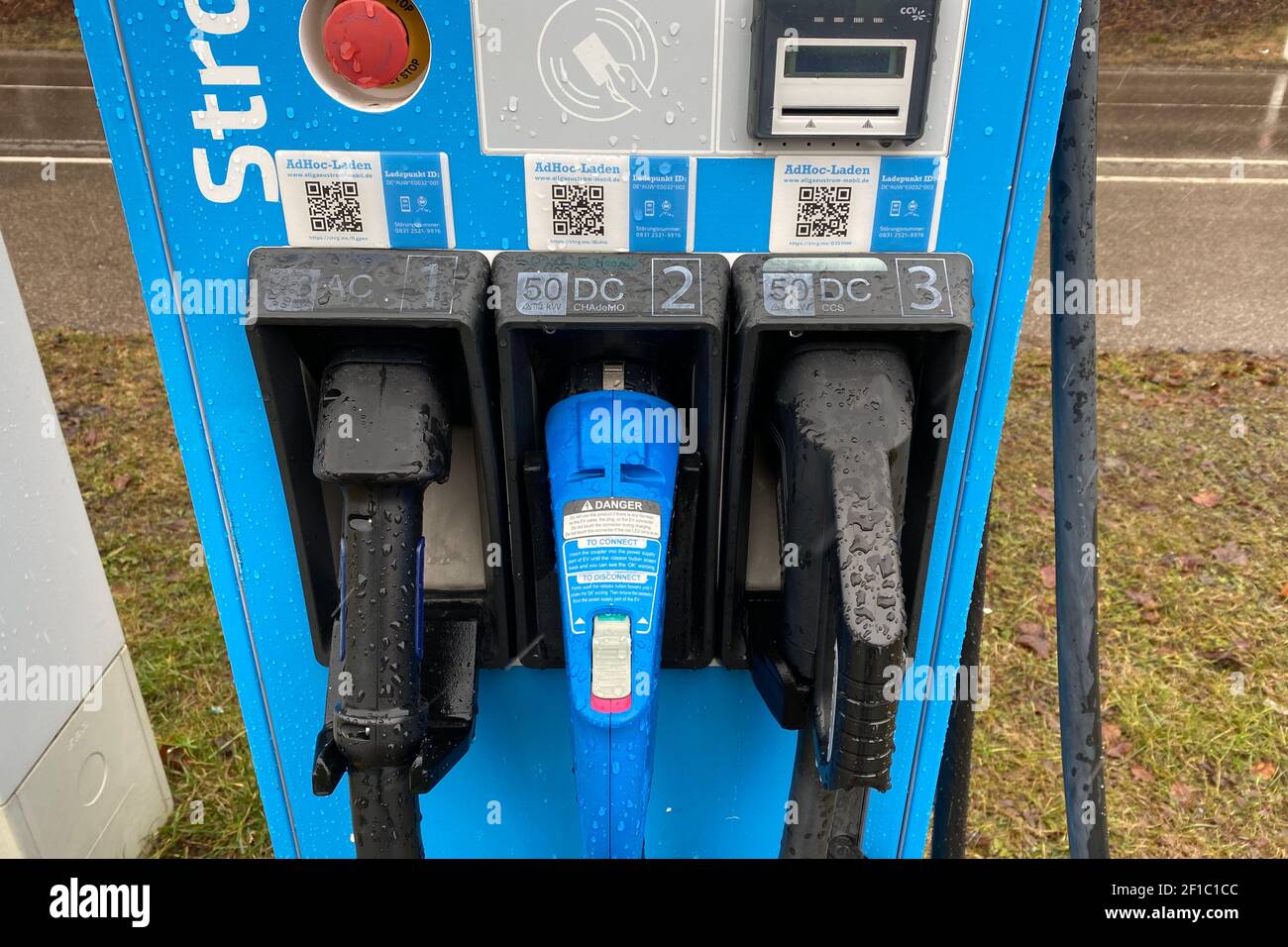 Charging column for electric cars hi-res stock photography and images ...