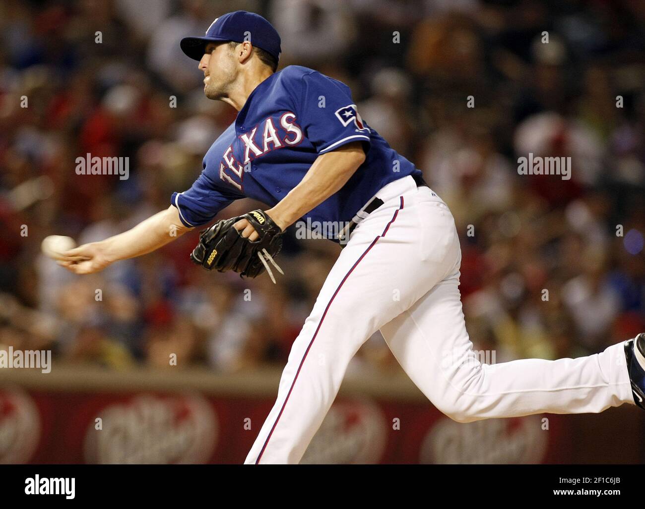 Texas Rangers' Darren O'Day delivers a pitch against the Minnesota ...