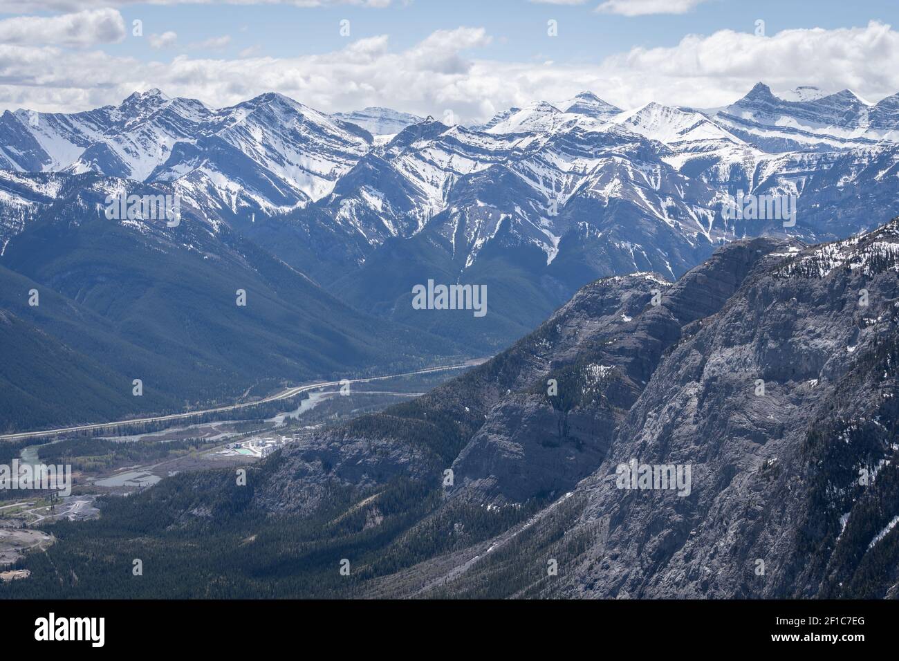 Beautiful alpine valley, shot at Mt Yamnuska trail, Canadian Rockies ...