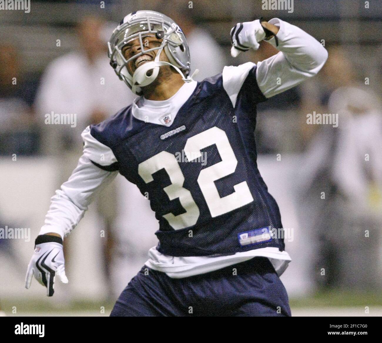 Dallas Cowboys cornerback Orlando Scandrick reacts after just missing ...