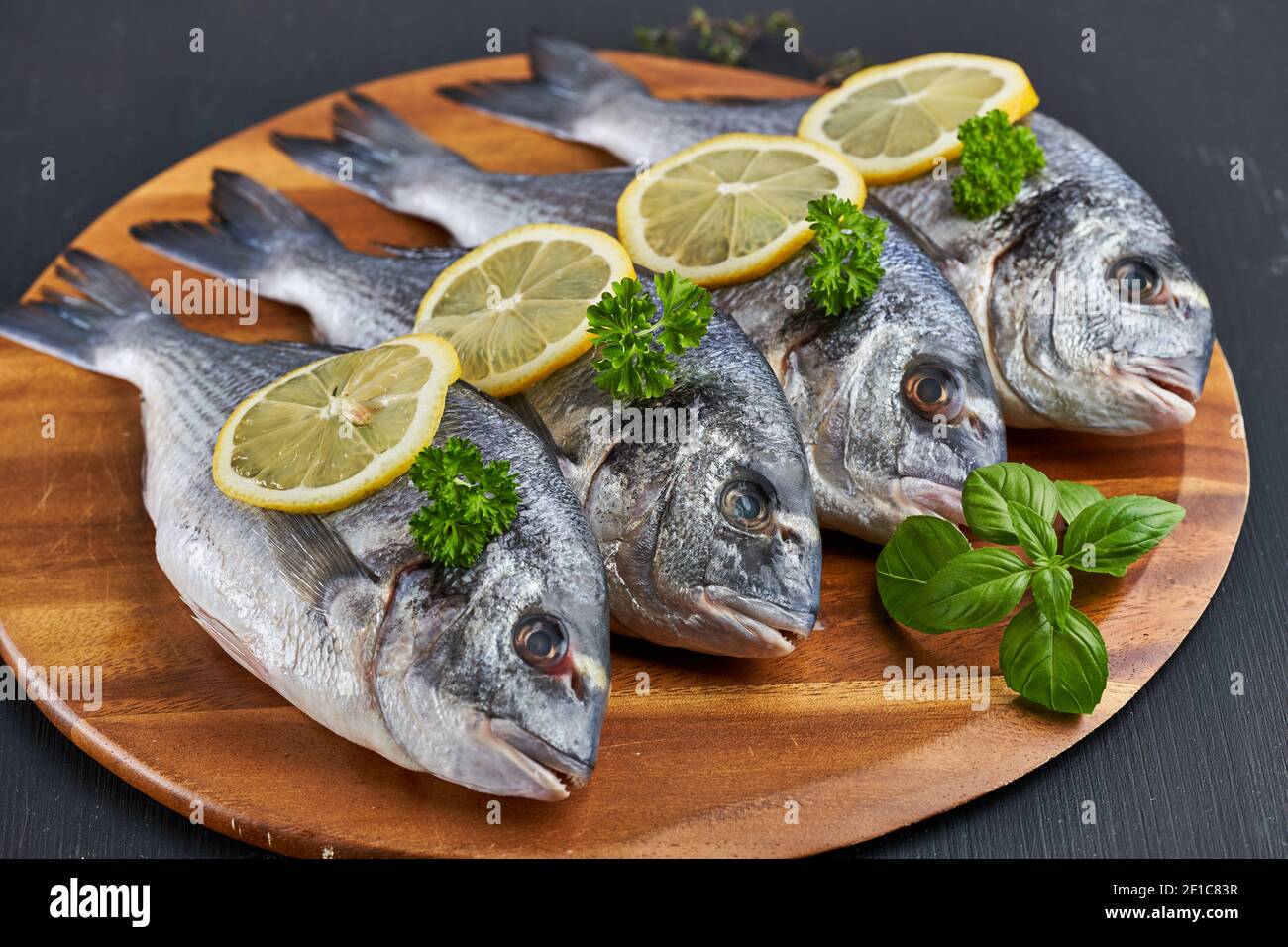 Closeup of fresh cooled whole raw bream ready to cook Stock Photo - Alamy