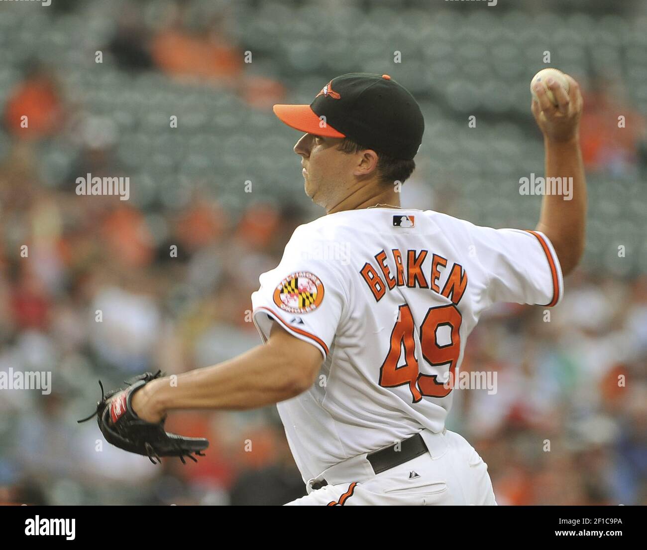 Baltimore Orioles starting pitcher Jason Berken throws against the ...