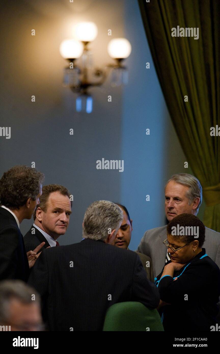 California Assembly members including Sam Blakeslee, second from left ...