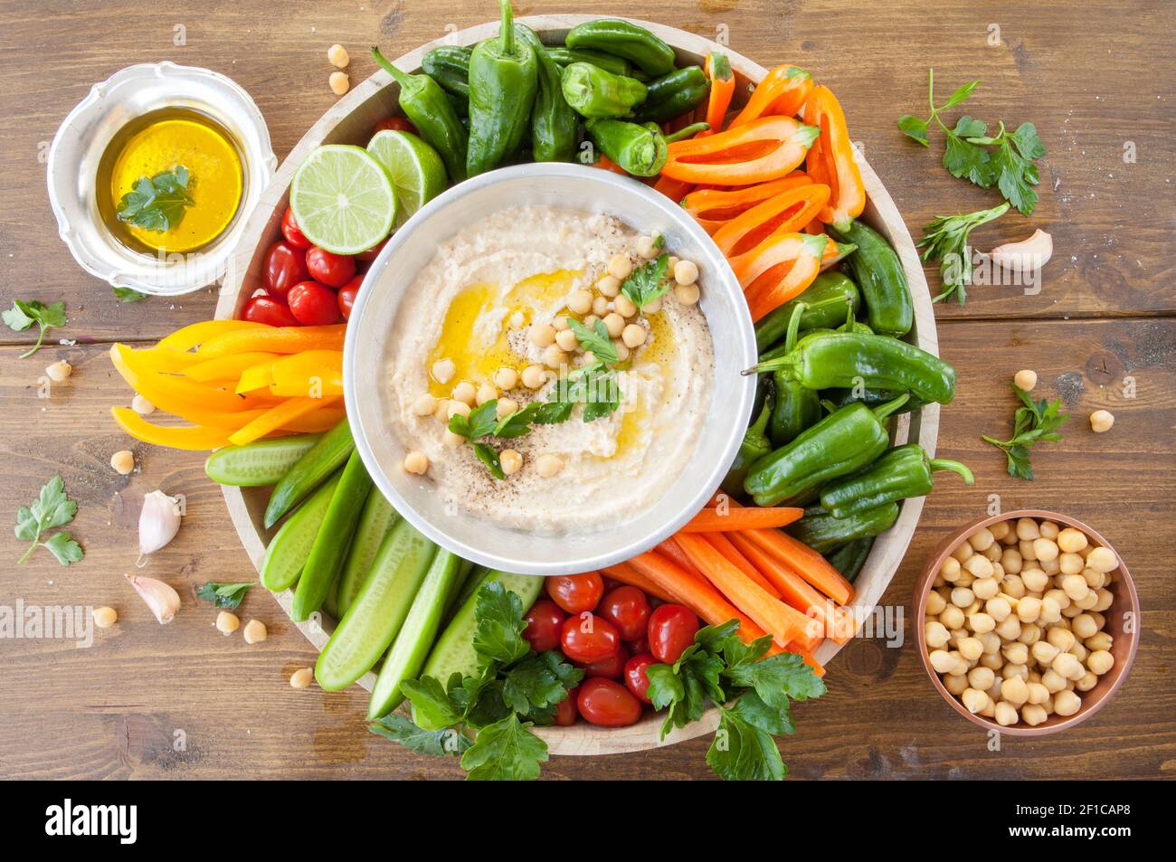 Hummus and veggies hi-res stock photography and images - Alamy