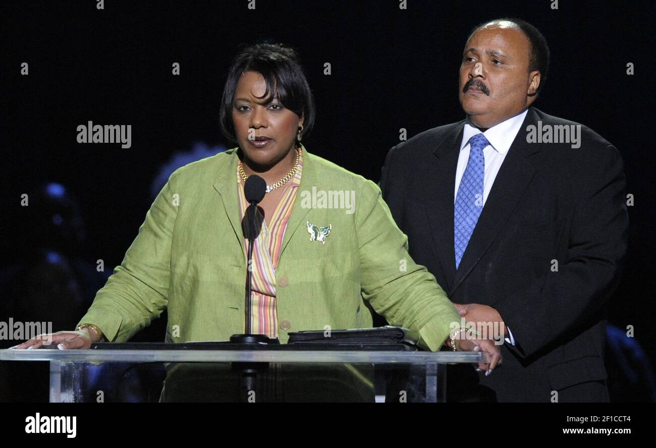 Bernice King and Martin Luther King III speak at the Michael Jackson ...