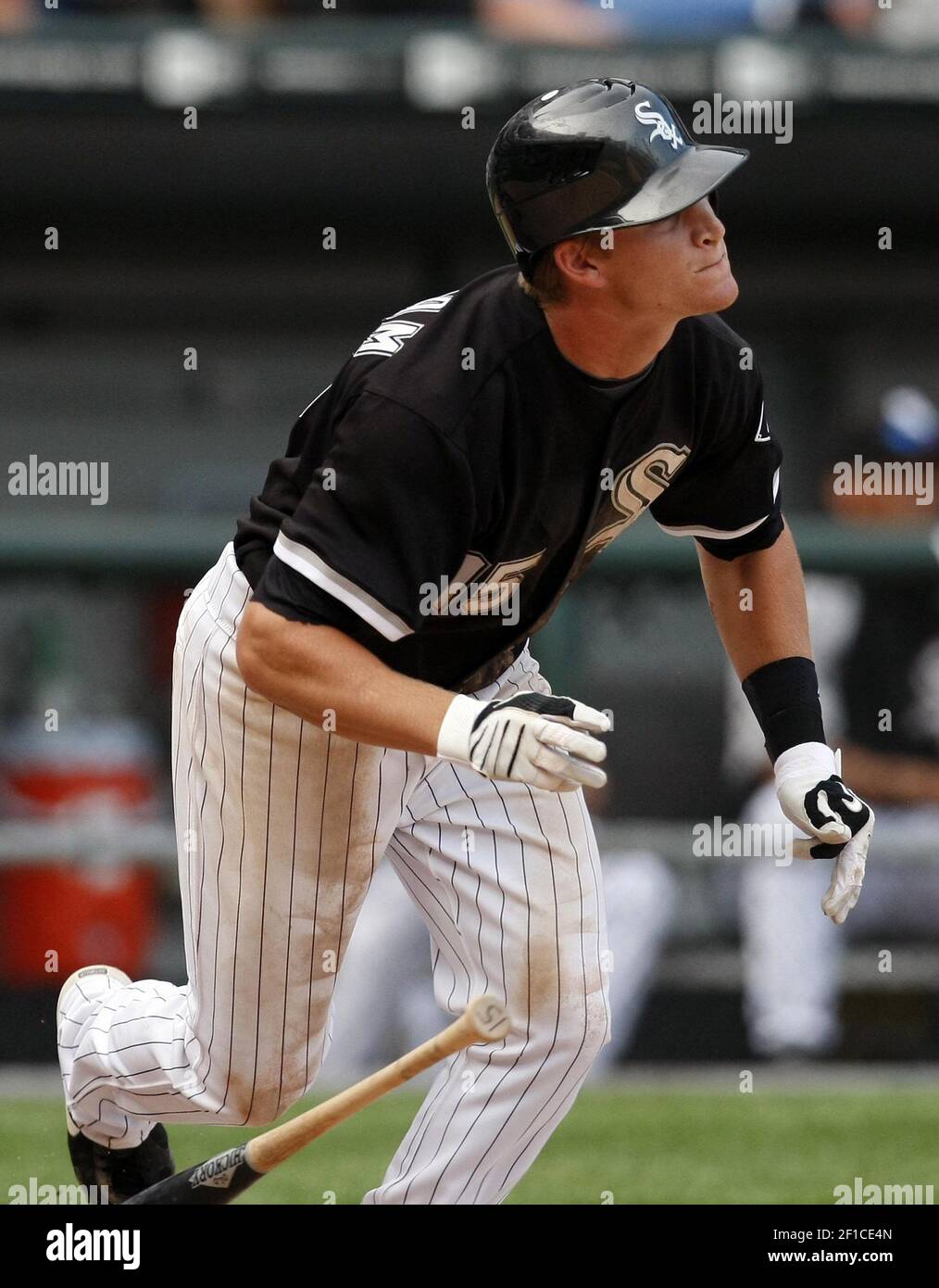 The Chicago White Sox's Gordon Beckham connects on a drive to right ...