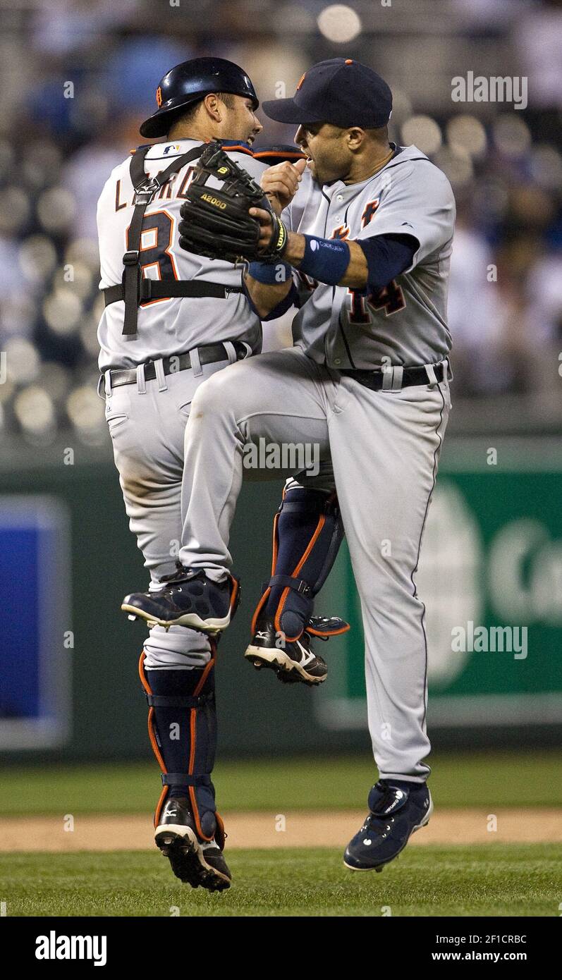 Detroit Tigers catcher Gerald Laird (8) and second baseman Placido ...