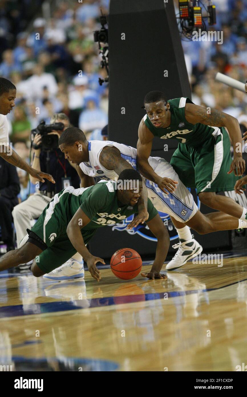 Michigan State's Draymond Green (23, bottom) and teammate Raymar Morgan ...