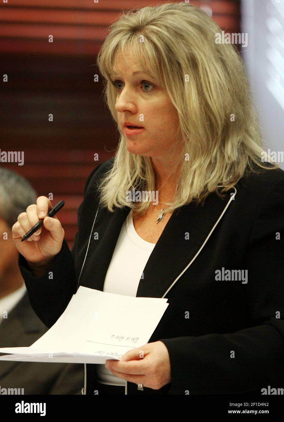 Prosecutor Linda Drane Burdick argues against keeping George Anthony's ...