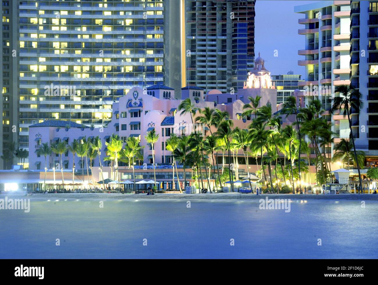 The Royal Hawaiian sparkles after a multimillion-dollar redesign in ...