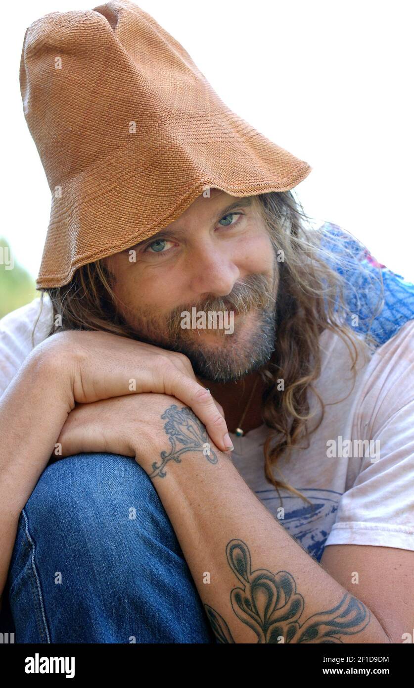 Donavon Frankenreiter Glow