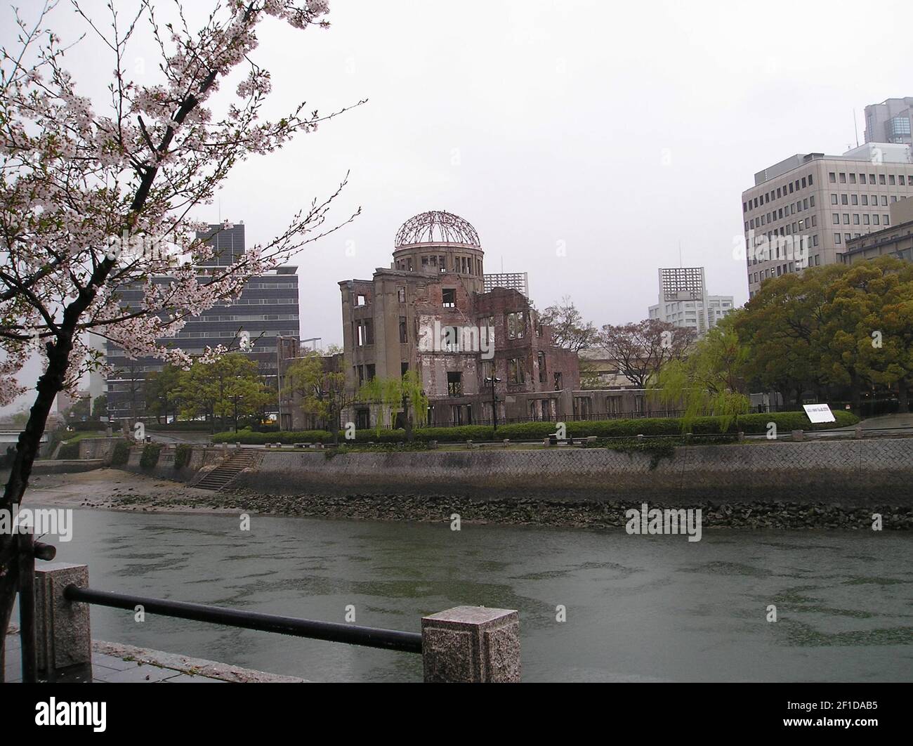 KRT TRAVEL STORY SLUGGED: WLT-HIROSHIMA KRT PHOTOGRAPH BY GAYLE DEBAUN ...