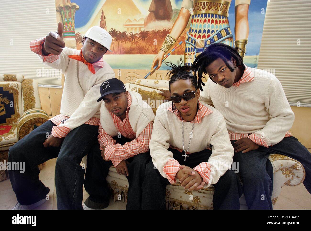 KRT ENTERTAINMENT STORY SLUGGED: MUS-PRETTYRICKY KRT PHOTO BY JOE ...