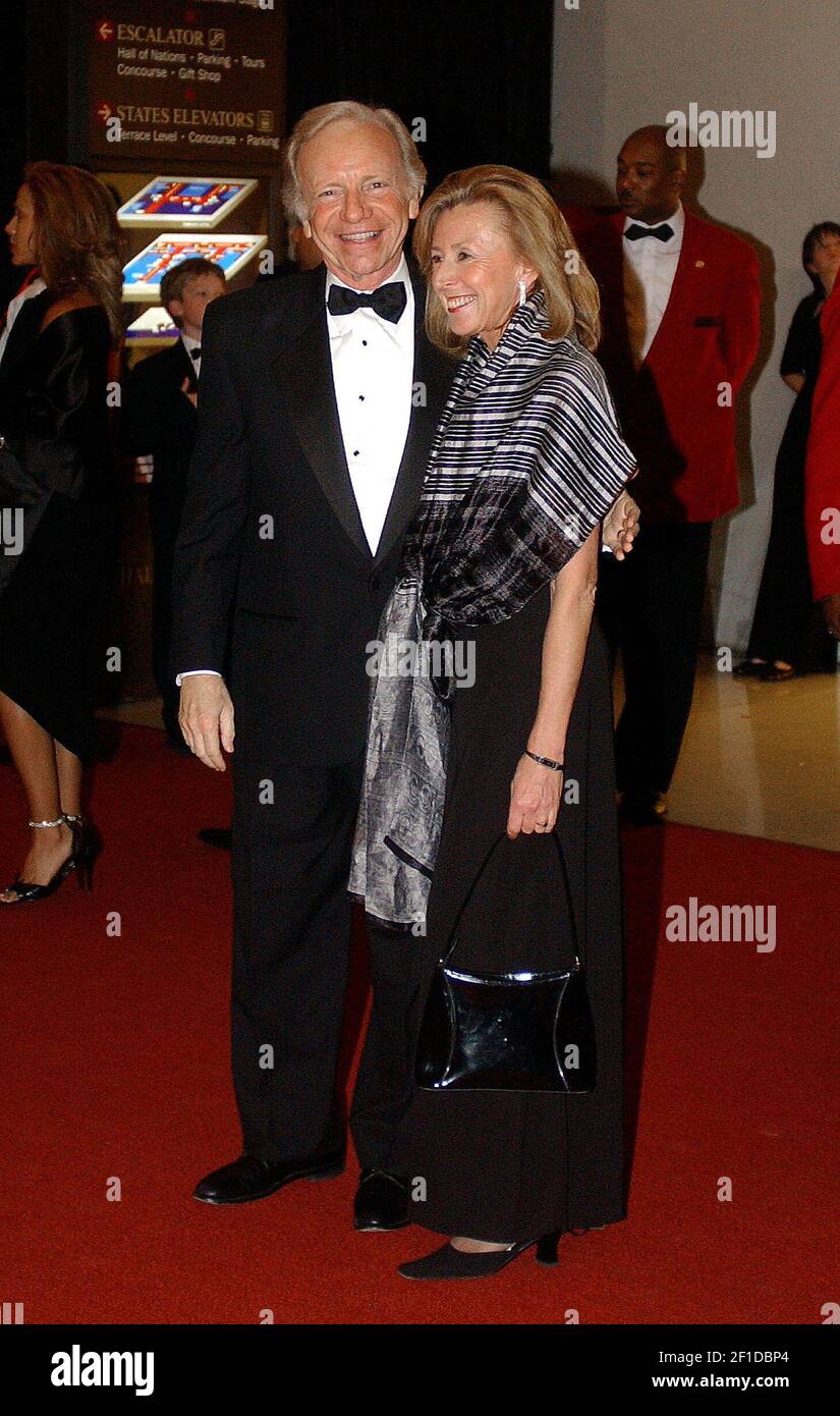 KRT ENTERTAINMENT STORY SLUGGED: KENNEDYHONORS KRT PHOTOGRAPH BY ...