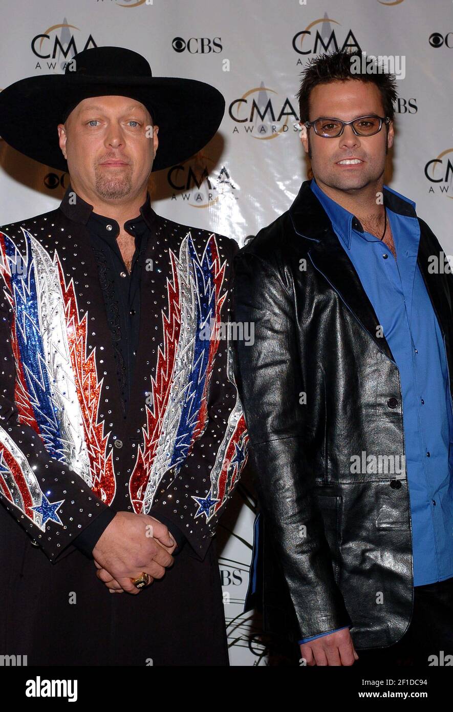 KRT ENTERTAINMENT STAND ALONE PHOTO SLUGGED: COUNTRYMUSICAWARDS KRT ...