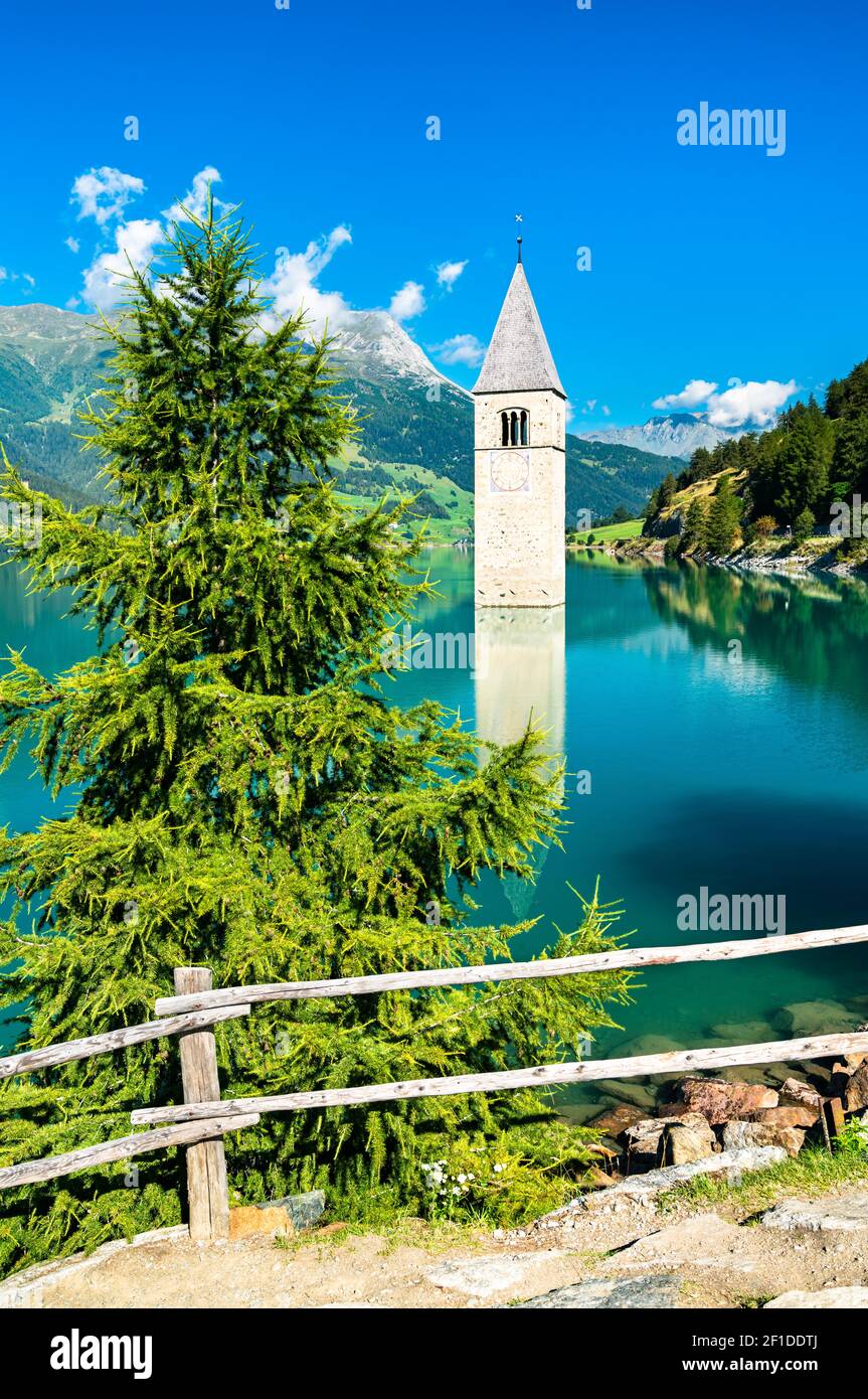 Lake reschen, italy hi-res stock photography and images - Alamy