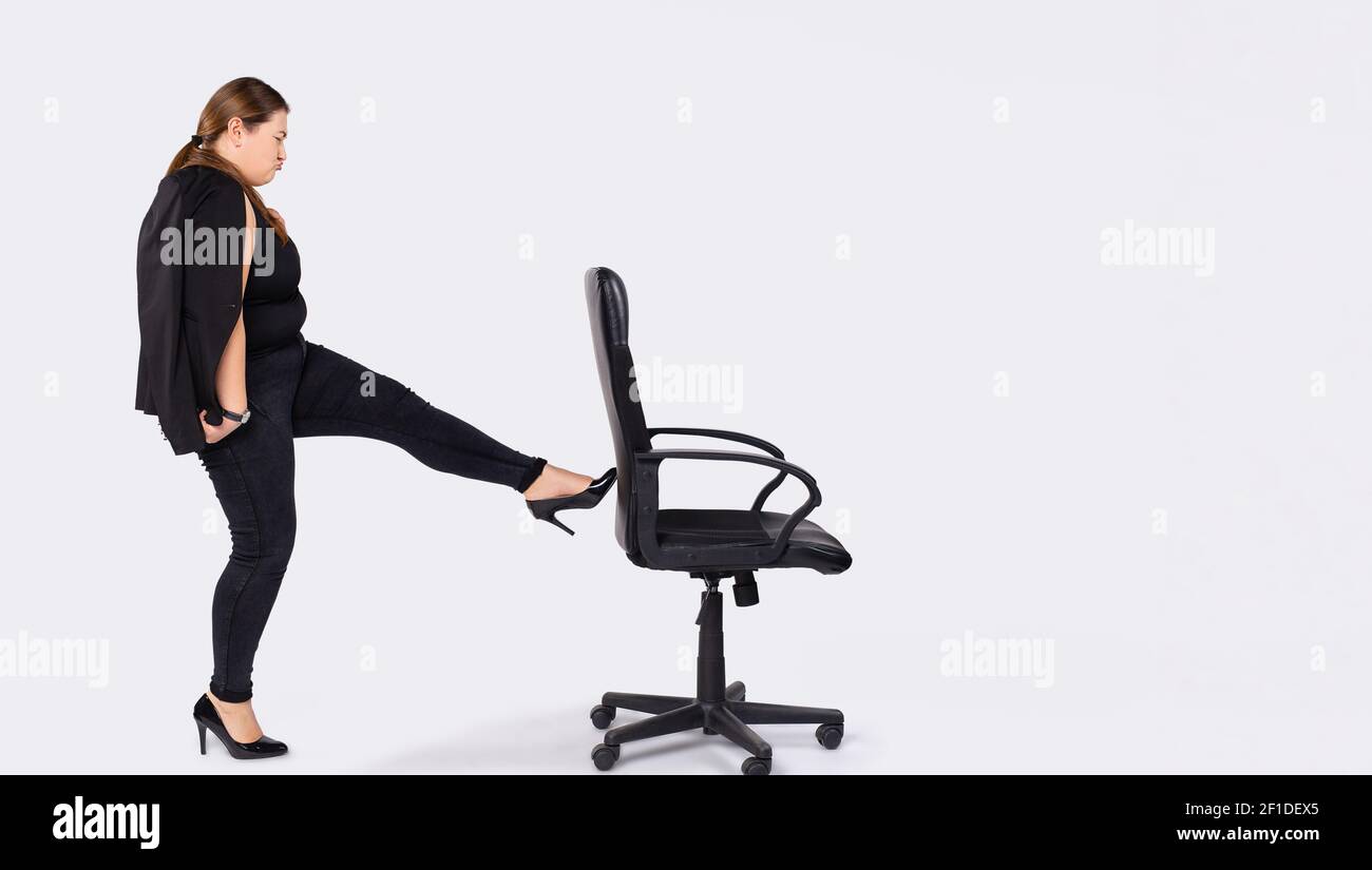 Angry female boss firing employee. Dismissed frustrated business woman ...