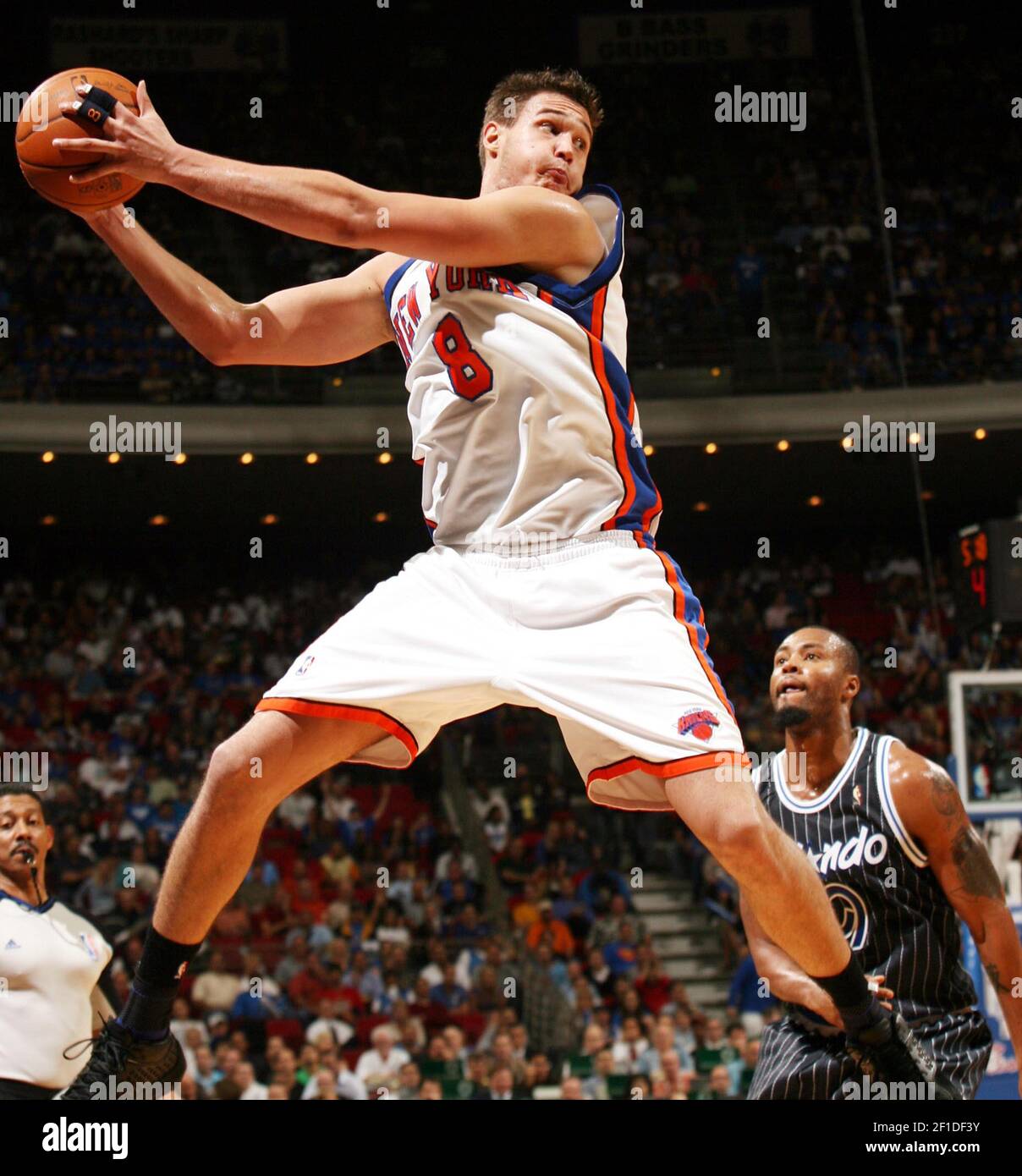 New York Knicks forward Danilo Gallinari catches a pass in front of ...
