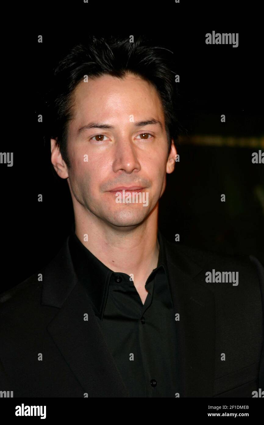 Keanu Reeves at the world premiere of "Matrix Revolutions" by Warner ...