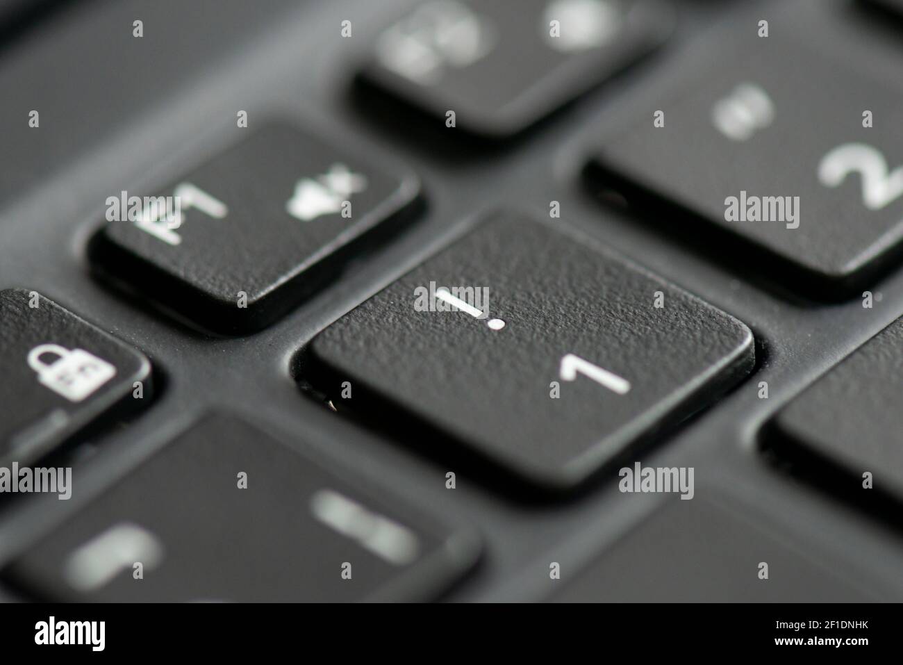 Number 1 and exclamation key on a laptop keyboard Stock Photo - Alamy
