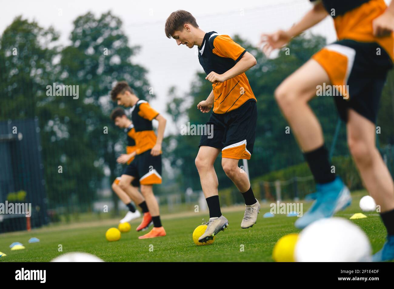 Football trick hi-res stock photography and images - Alamy