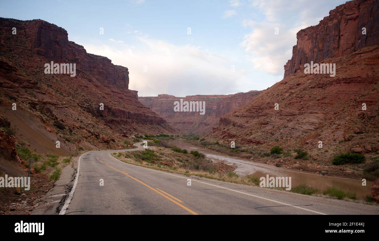 State road 128 hi-res stock photography and images - Alamy