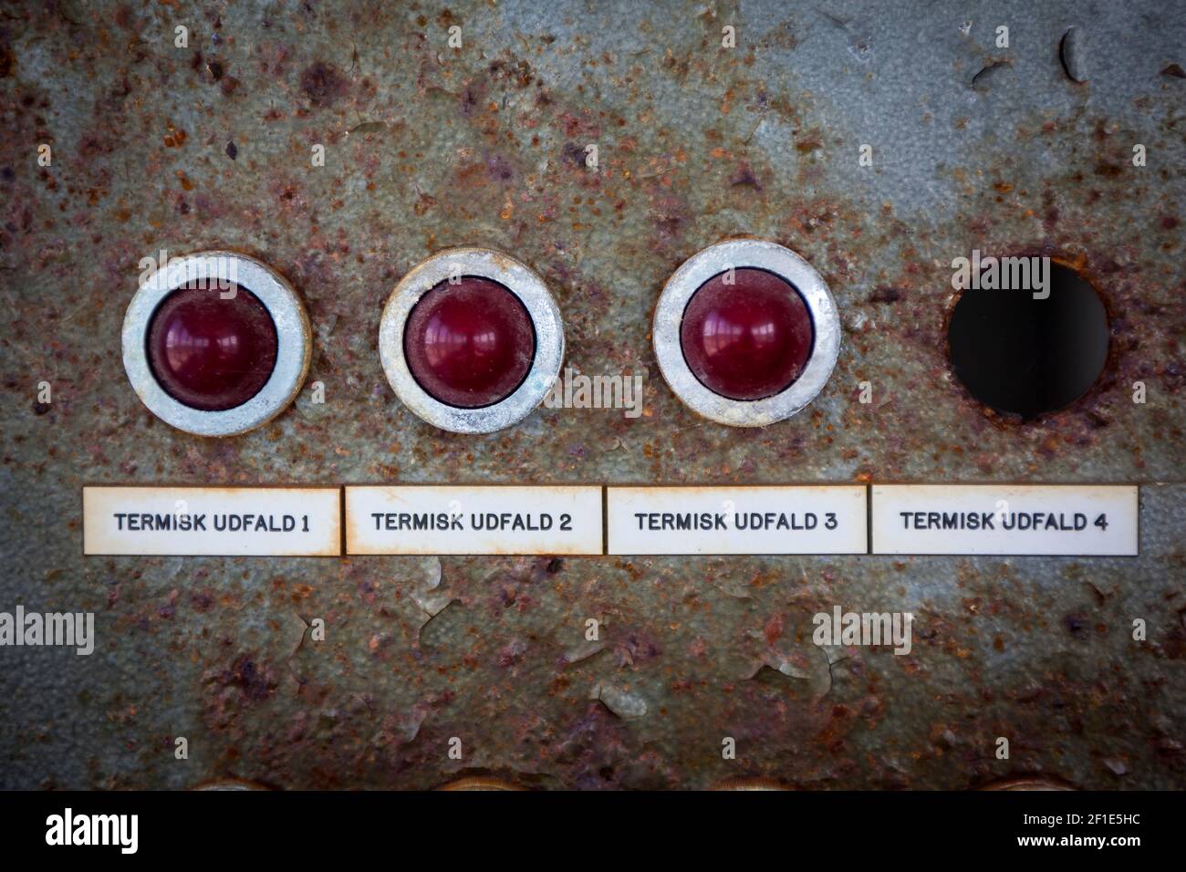 Closeup of vintage rusty buttons on a old machine Stock Photo - Alamy