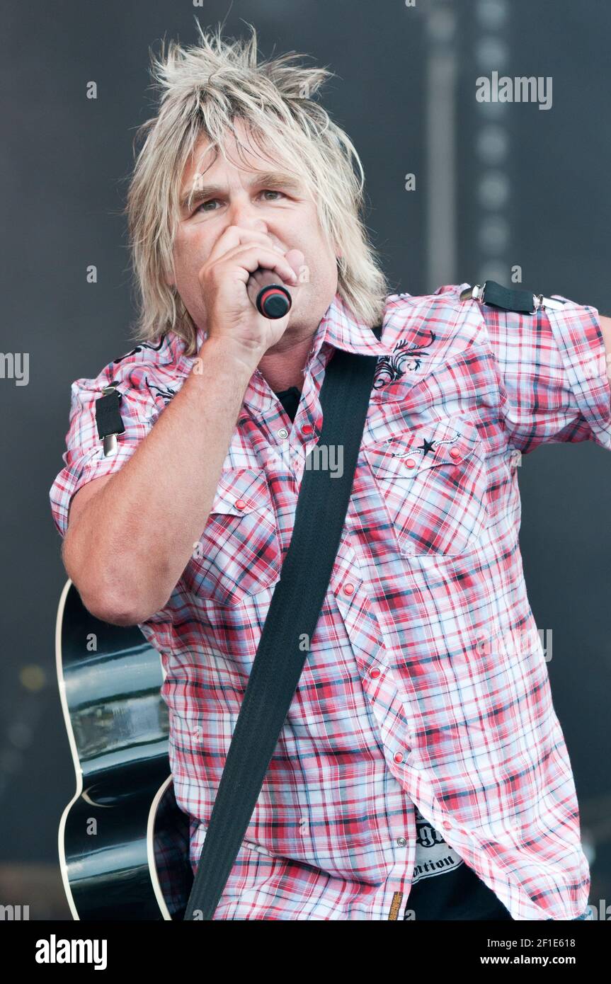Mike Peters, lead singer of Big Country performing at Fairport ...