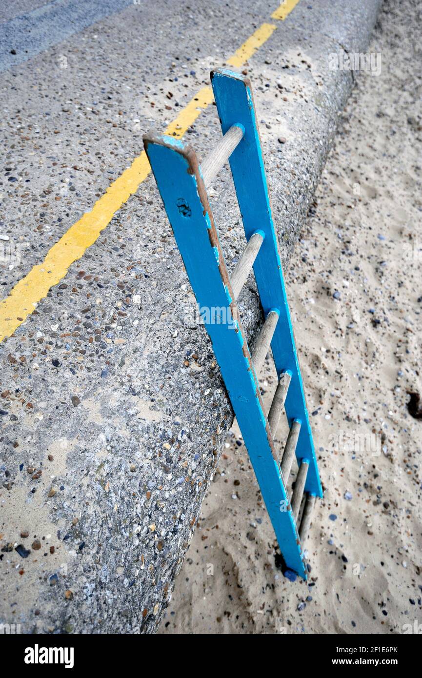 Descnet hi-res stock photography and images - Alamy