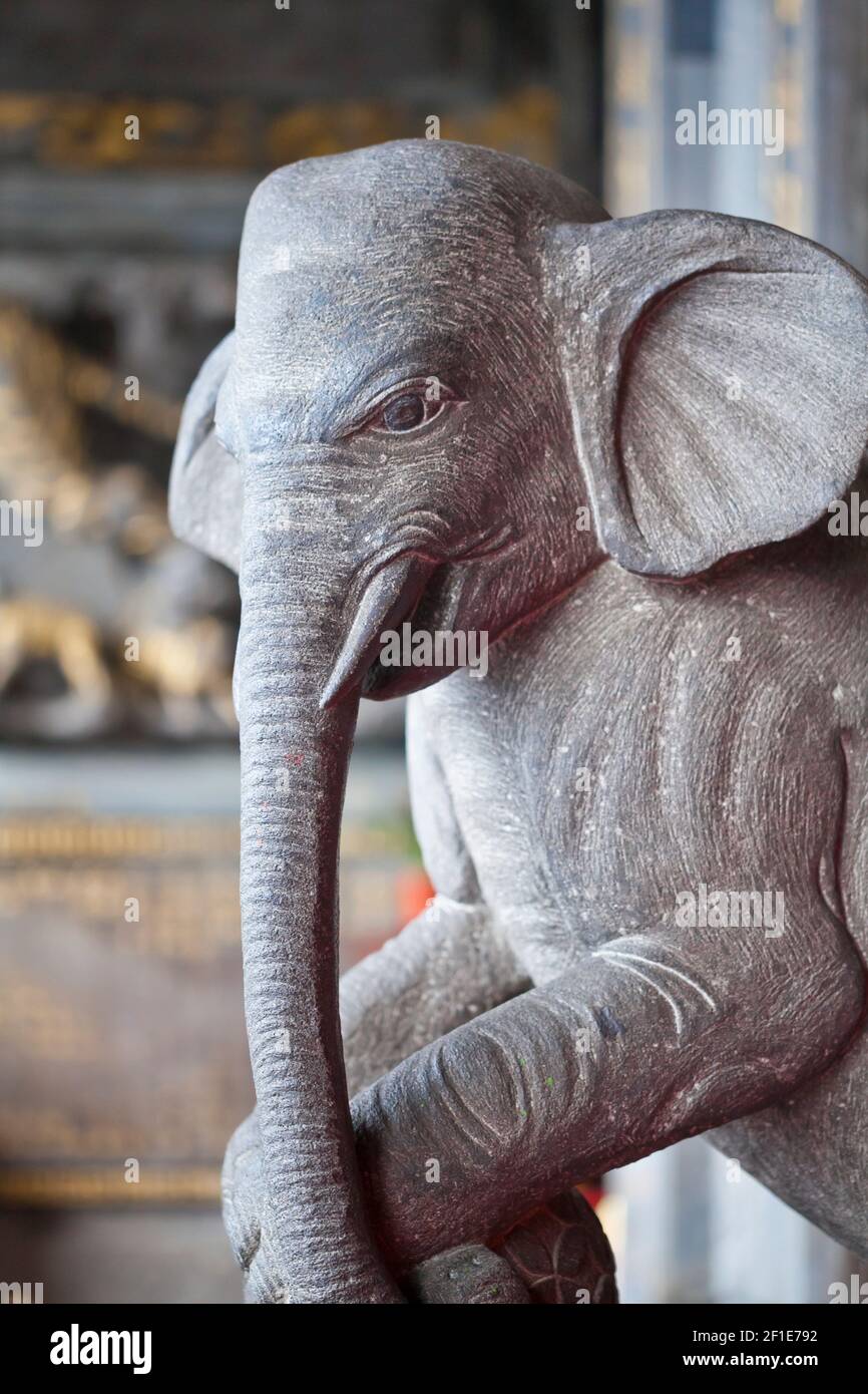 Guandu temple hi-res stock photography and images - Alamy