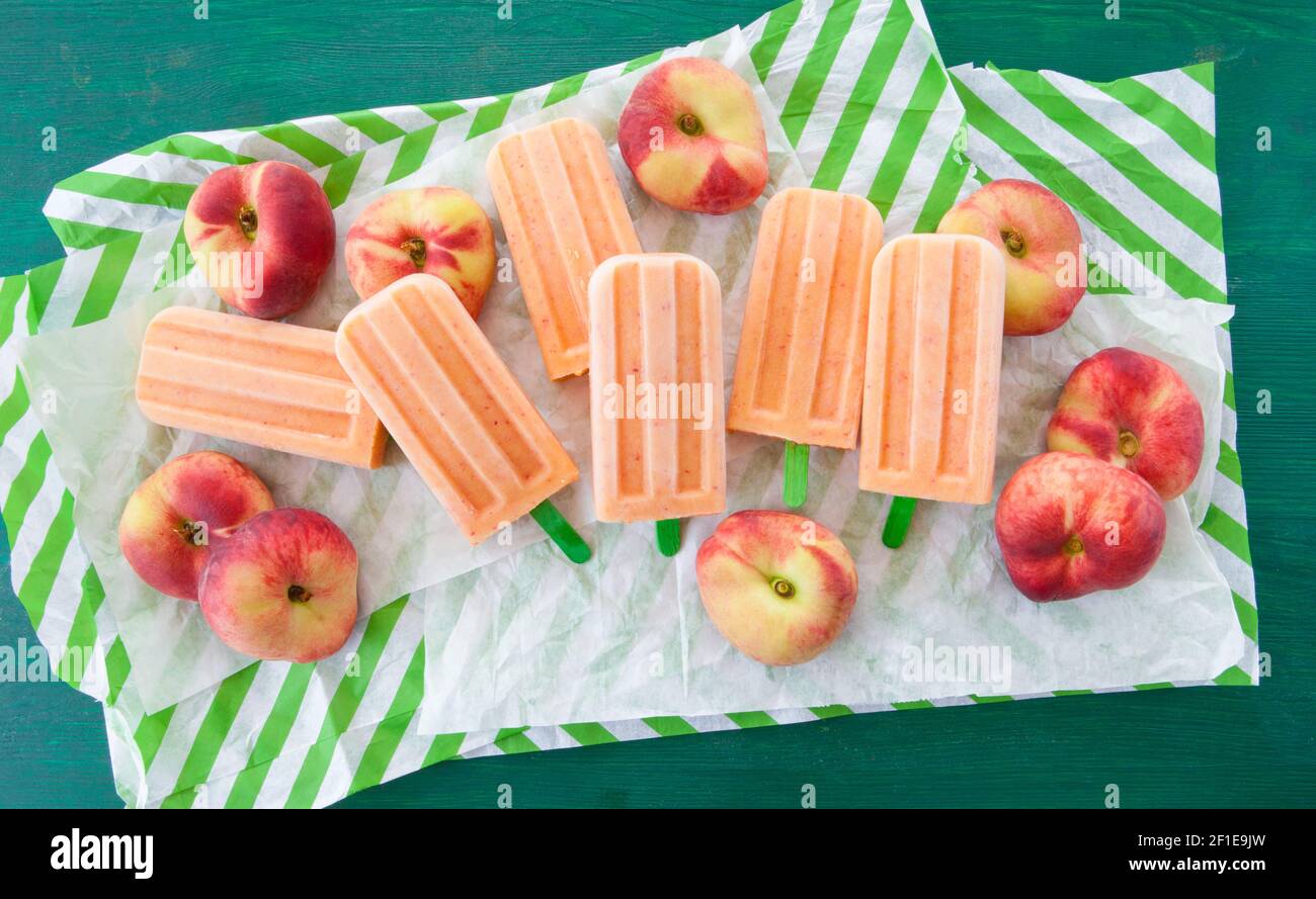 Fruity pop hi-res stock photography and images - Alamy