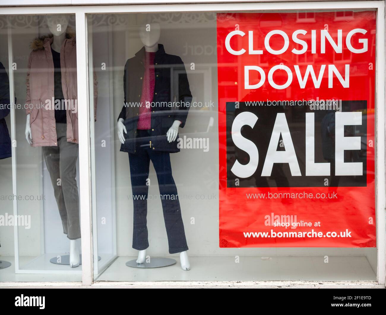 Window poster banner Closing Down sale at Bonmarche shop, Bury St ...