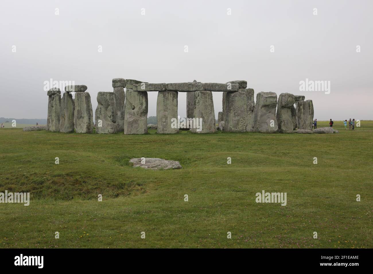 Stonehenge, Salisbury Plain, Wiltshire, England, UK It consists of an ...