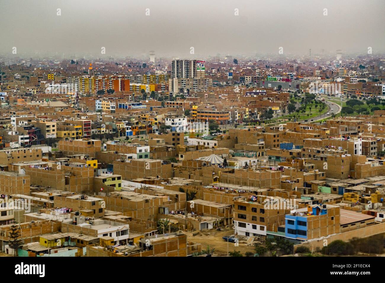 Slum lima peru hi-res stock photography and images - Alamy
