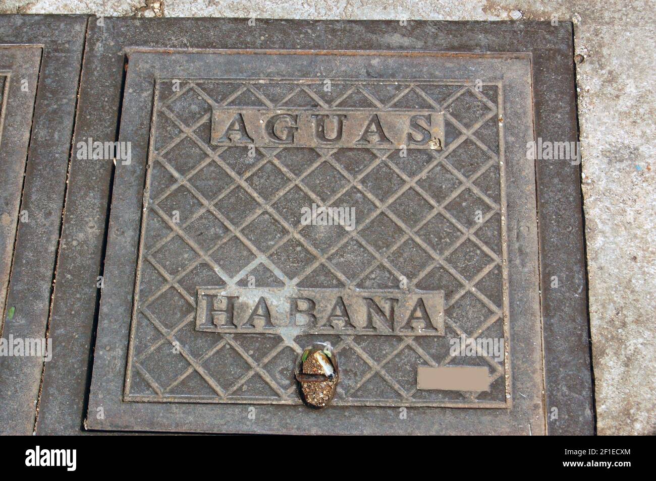 Cast iron lid hi-res stock photography and images - Alamy