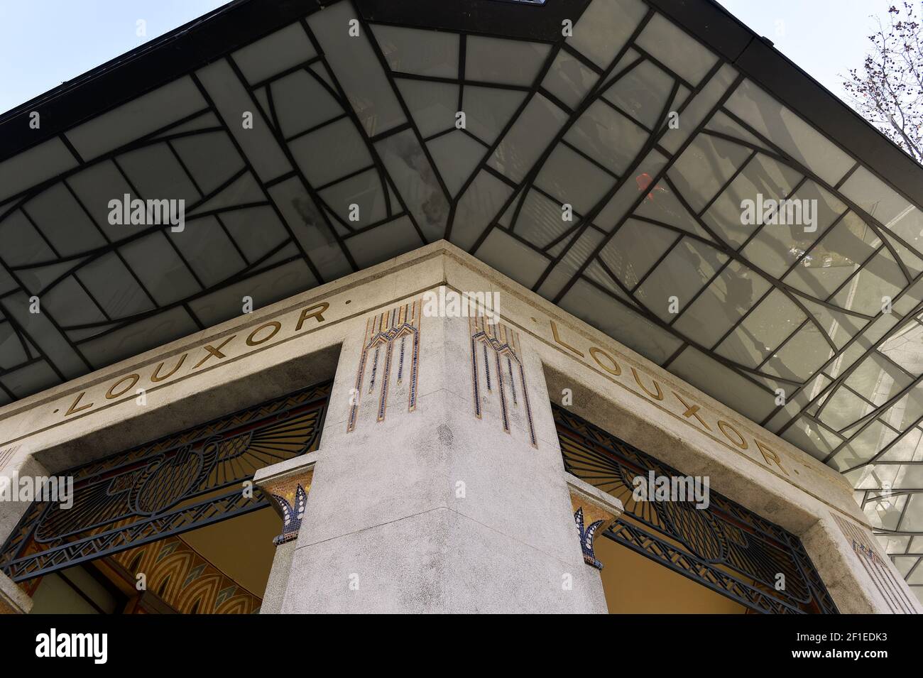 Barbes paris hi-res stock photography and images - Alamy