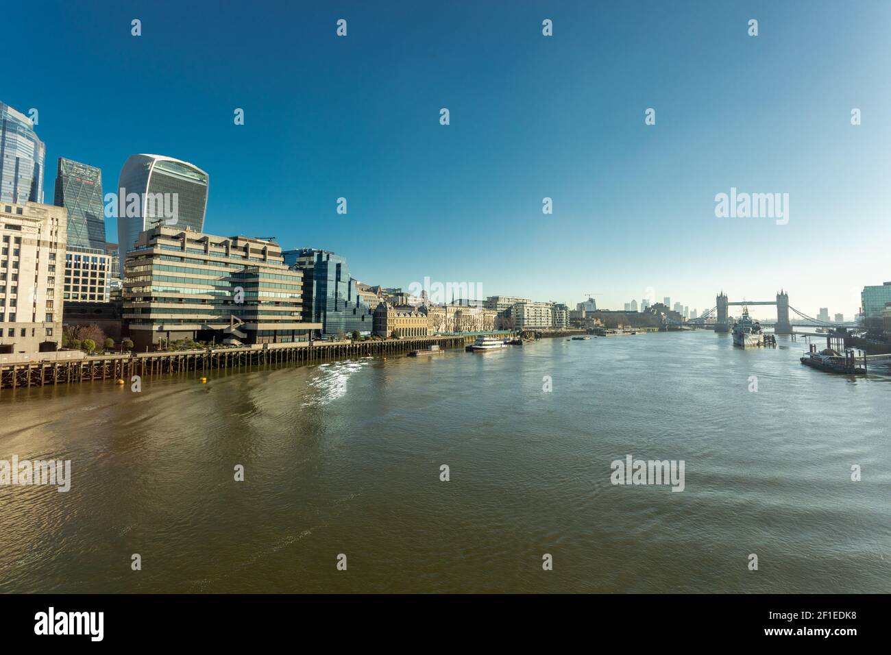 London underground river hi-res stock photography and images - Alamy