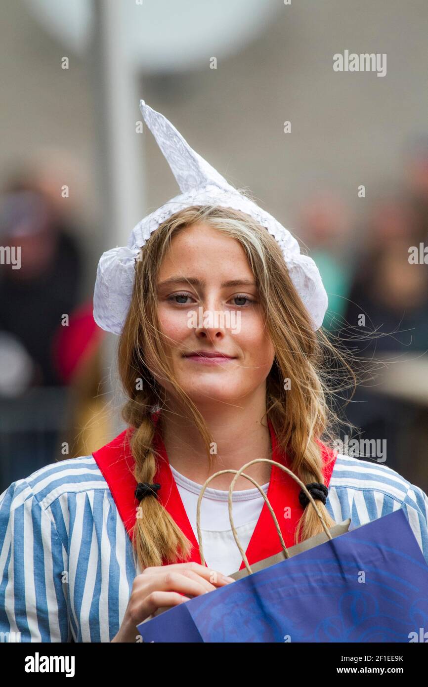 Attractive beautiful dutch girl in hi-res stock photography and images ...