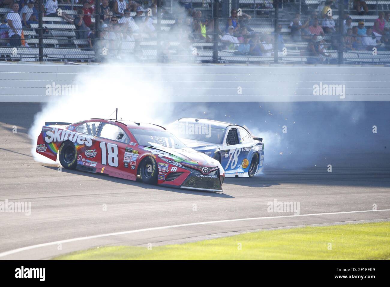 Wreck machine hi-res stock photography and images - Alamy