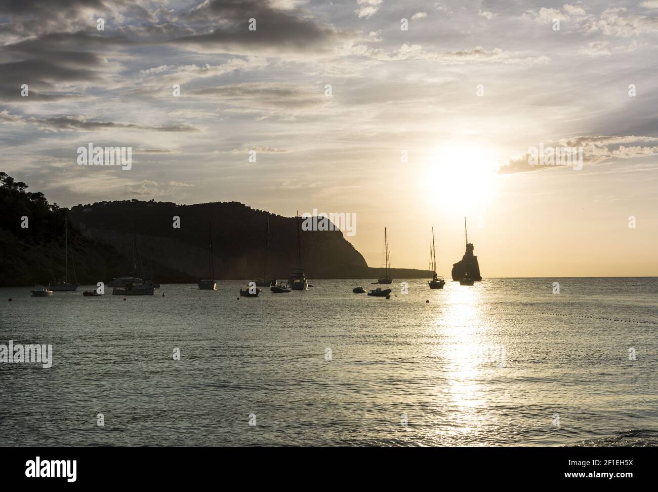 Quiet sunset hi-res stock photography and images - Alamy