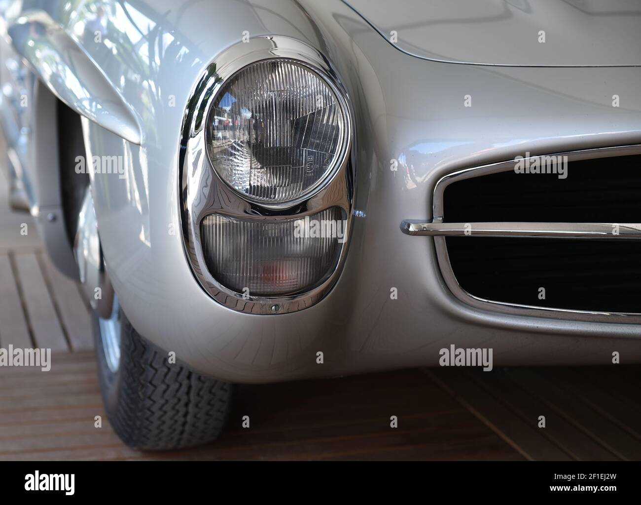 Mercedes-Benz 300 SL W 198 Stock Photo - Alamy