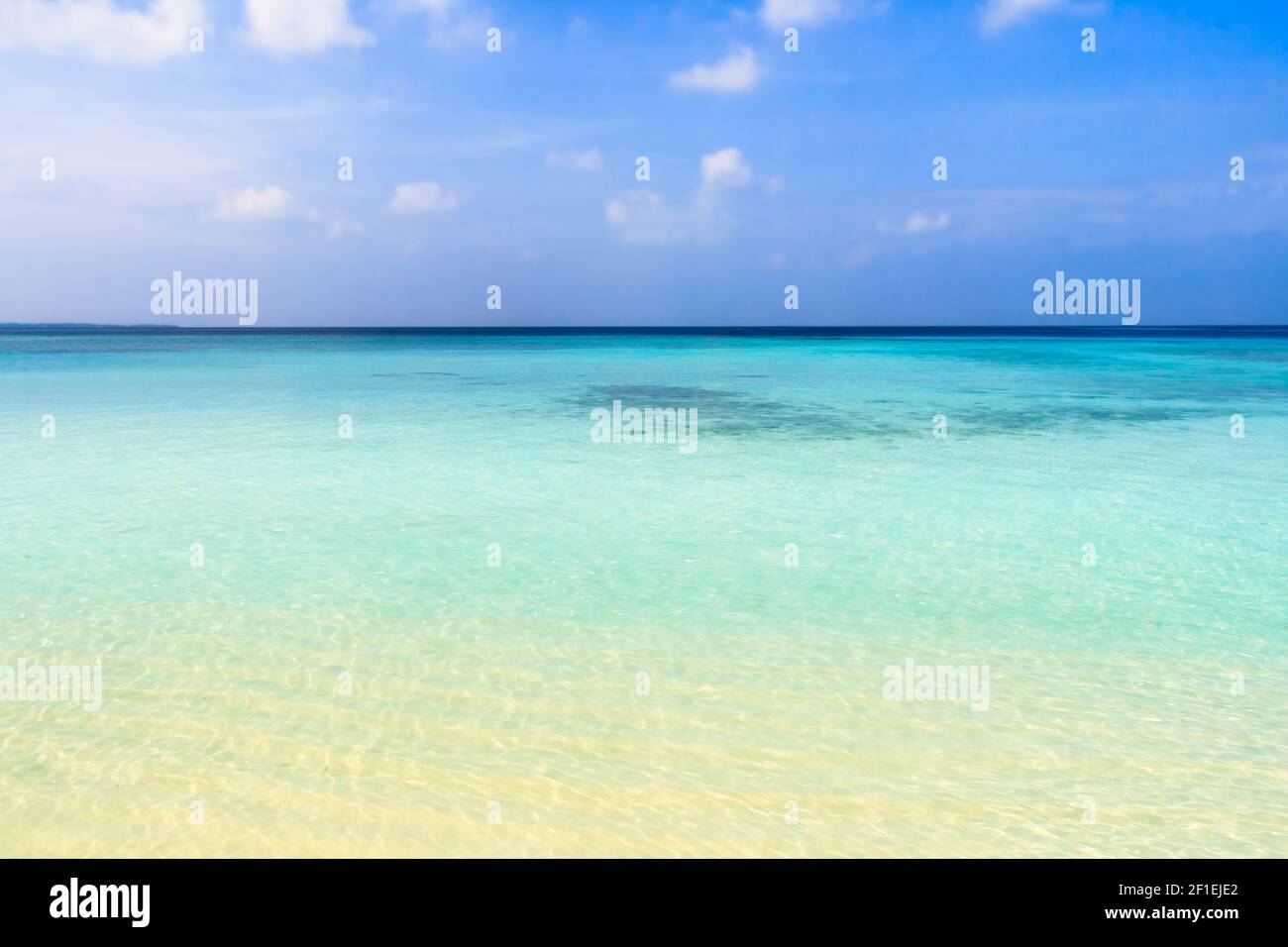 Blue turquoise ocean Stock Photo - Alamy