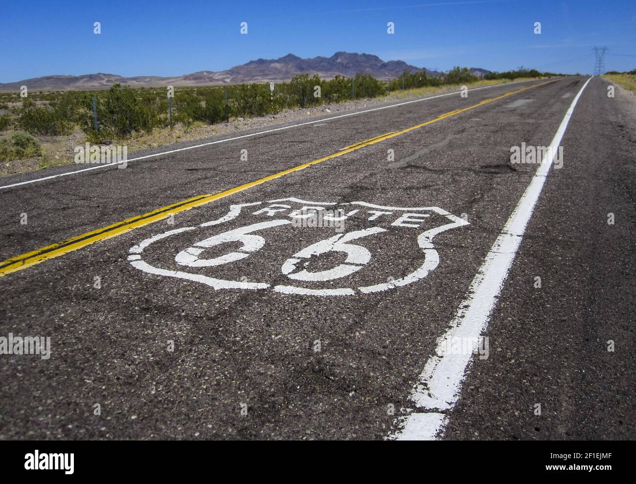 Long route hi-res stock photography and images - Alamy