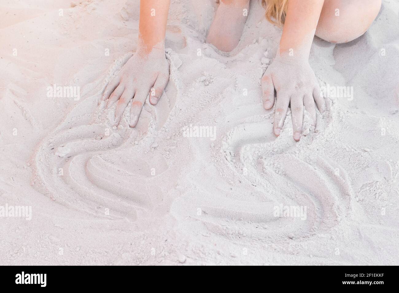 Draw abstract hi-res stock photography and images - Alamy