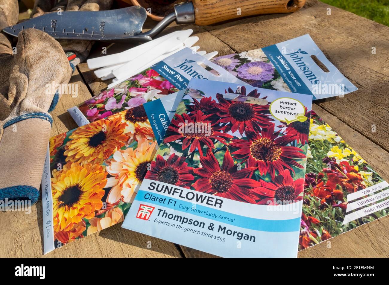 Flower seed packet hi-res stock photography and images - Alamy