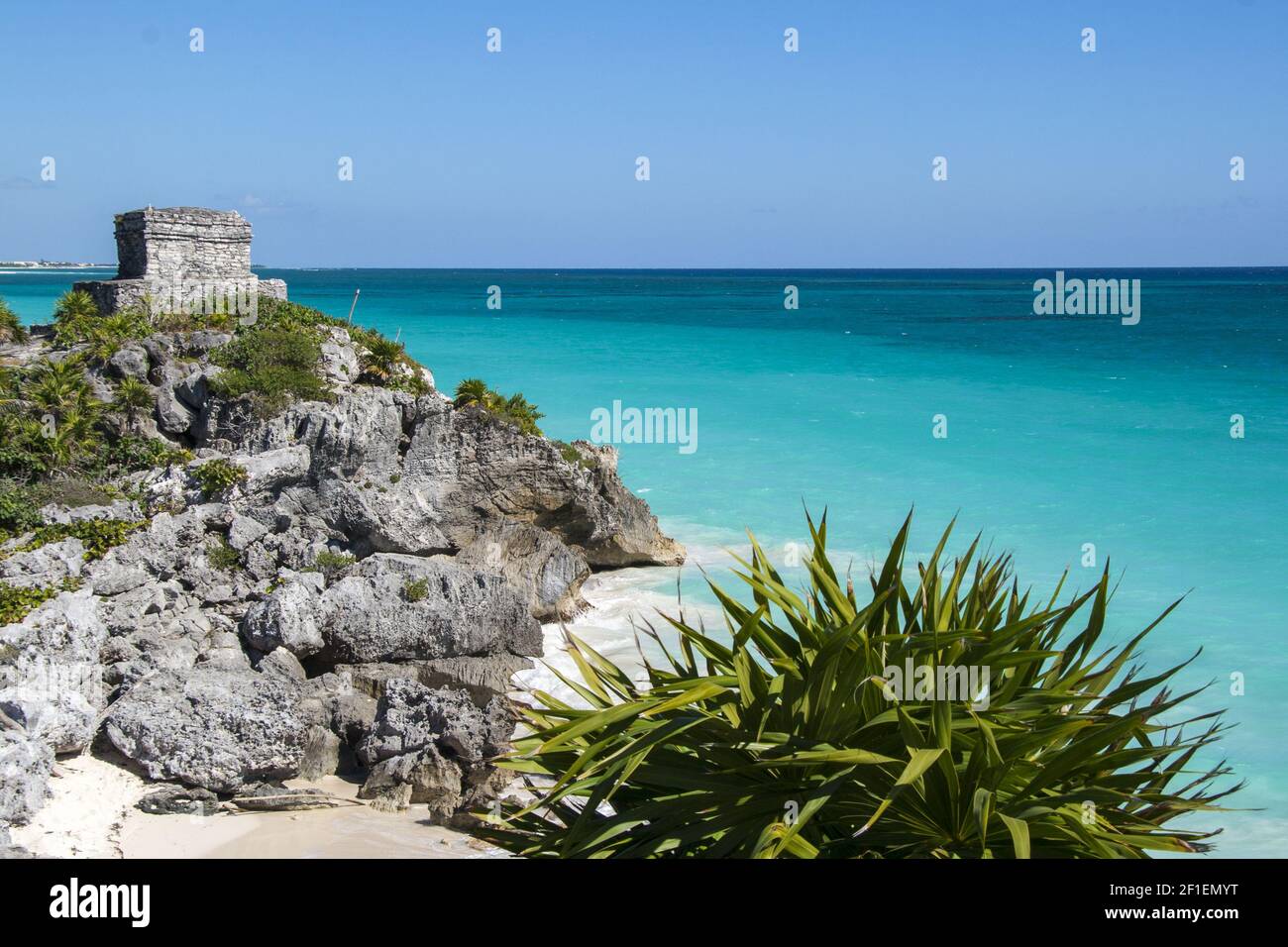 Mayan ruins in Tulum beach, Mexico Stock Photo - Alamy