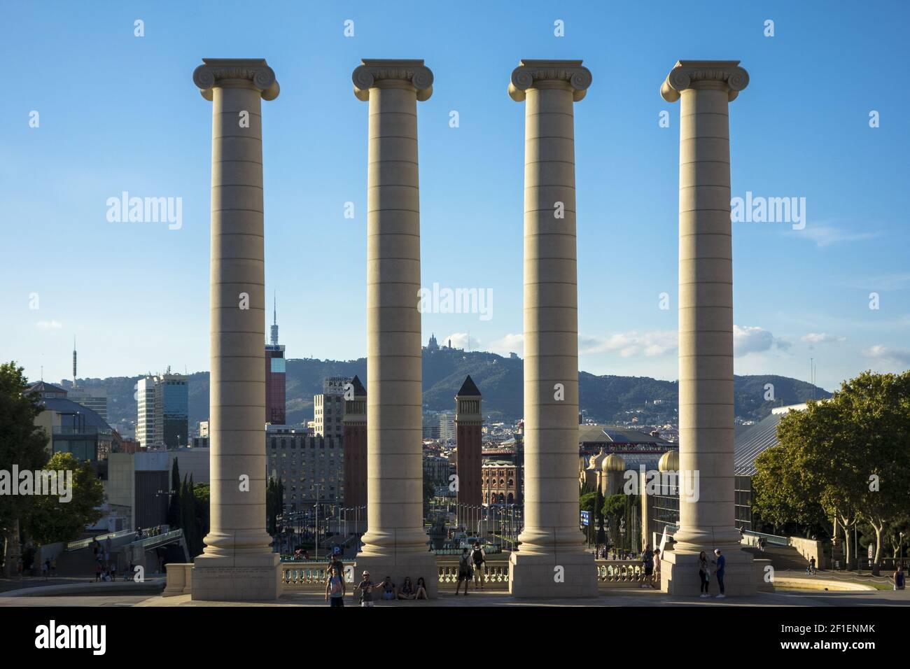 Four columns barcelona hi-res stock photography and images - Alamy