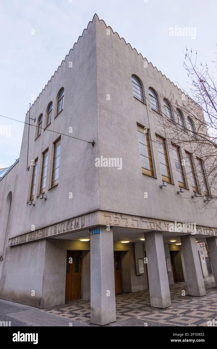 Smichovska synagoga hi-res stock photography and images - Alamy