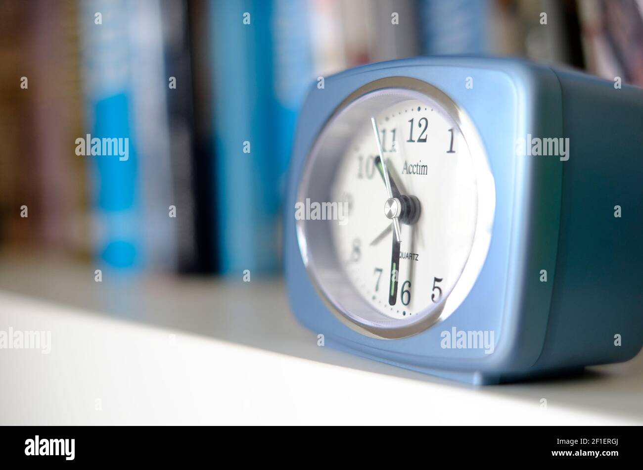 Book on shelf hi-res stock photography and images - Alamy