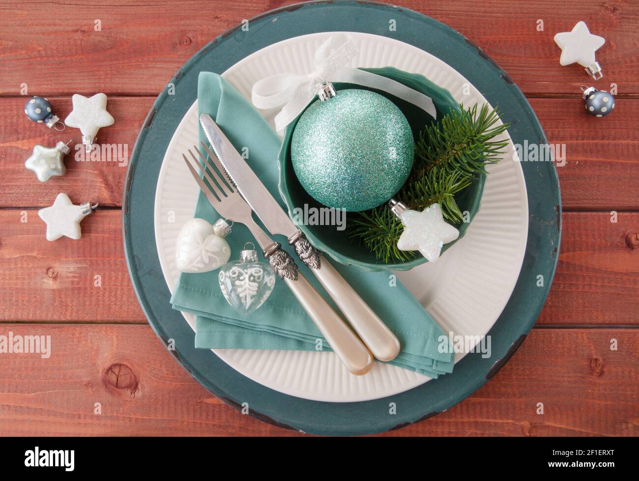 Colourful table setting hi-res stock photography and images - Alamy